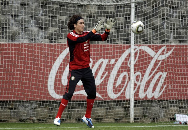 Οτσόα: "Δεν θέλω να πω για Ολυμπιακό" | SPORT24