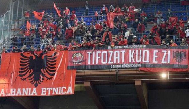 Eίσοδος Αλβανών οπαδών στο ματς Ιταλία-Αλβανία