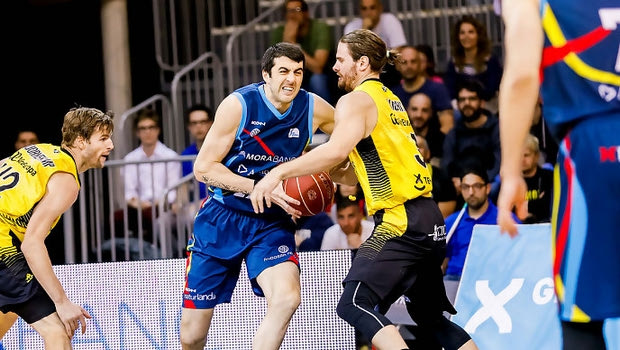 Ο Αντετοκούνμπο νίκησε τον Μπόγρη | SPORT24