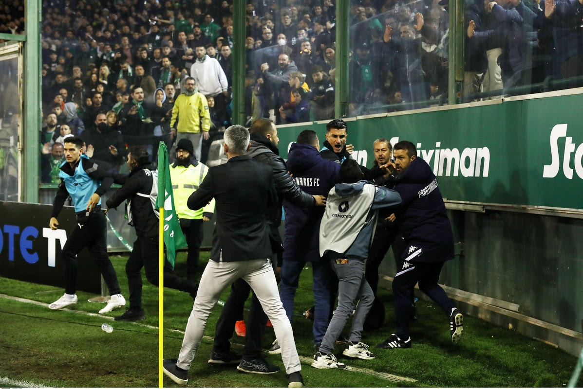 Ένταση και ολιγόλεπτη διακοπή στο Παναθηναϊκός - ΟΦΗ, αποβλήθηκε μέλος ...