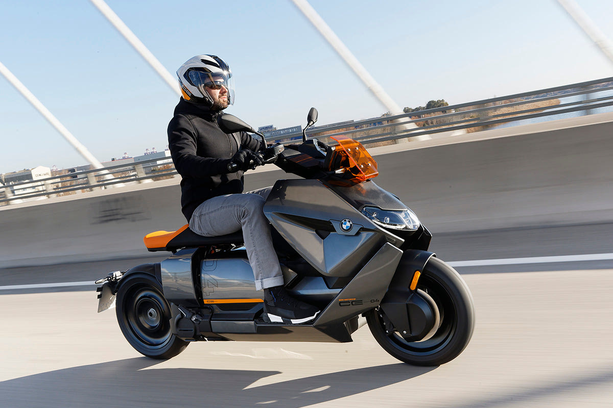 Top 10 ηλεκτρικά scooters που οδηγείς με δίπλωμα αυτοκινήτου | SPORT24