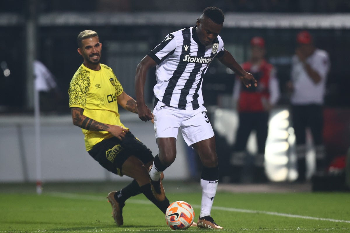 Ντεμπούτο για Σαμάτα με τη φανέλα του ΠΑΟΚ, μπήκε αλλαγή κόντρα στην ...