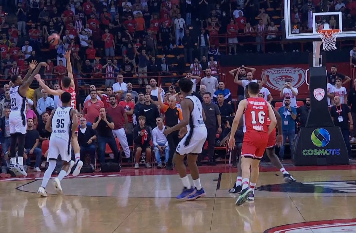 Το buzzer beater του Νάναλι που έστειλε το Ολυμπιακός - Παρτίζαν στην ...