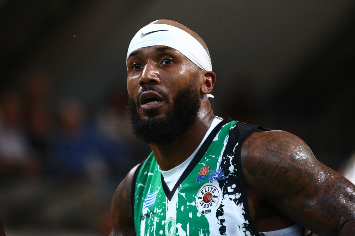 Ο απίθανος Στιβ Μπαρτ είχε ένα ασύλληπτο πρώτο μέρος στο ματς του ...