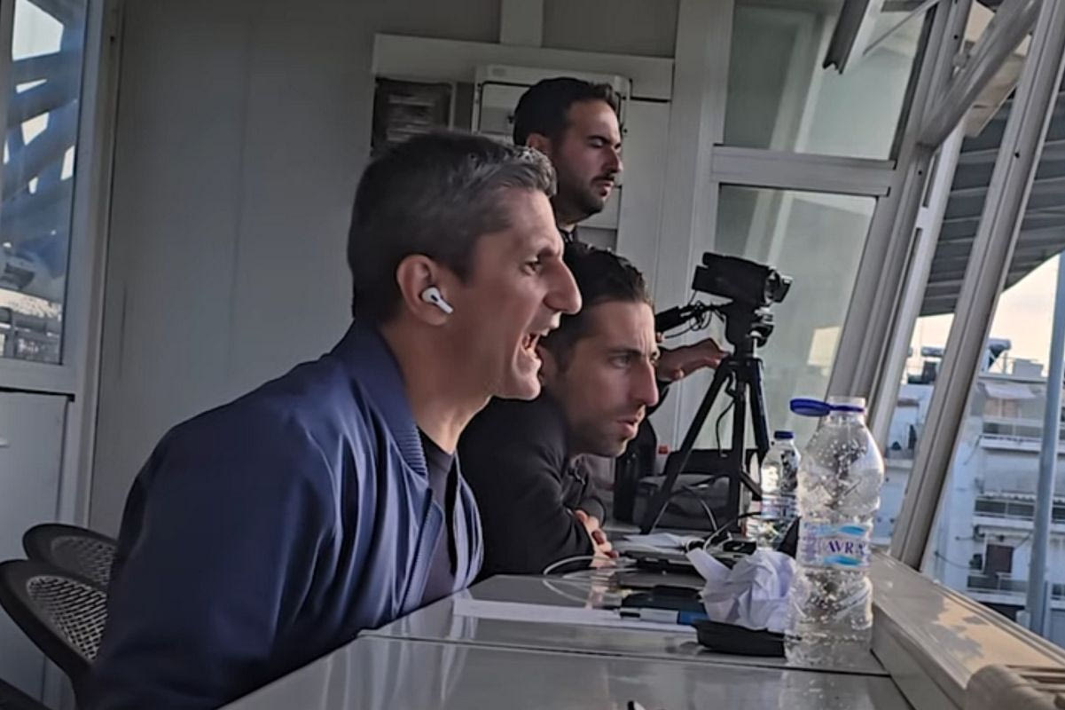 Οι οδηγίες του Λουτσέσκου από το μπουθ και οι selfies του Κωνσταντέλια ...