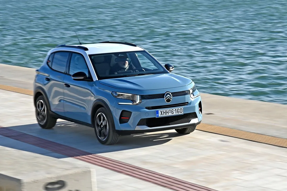 Δοκιμάζουμε το νέο Citroen C3, που έγινε Crossover και ξεκινά κάτω από ...