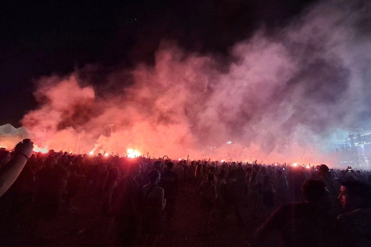 ΛΕΞ: Η συναυλία των 60.000 θεατών που έγραψε ιστορία στο OAKA Complex