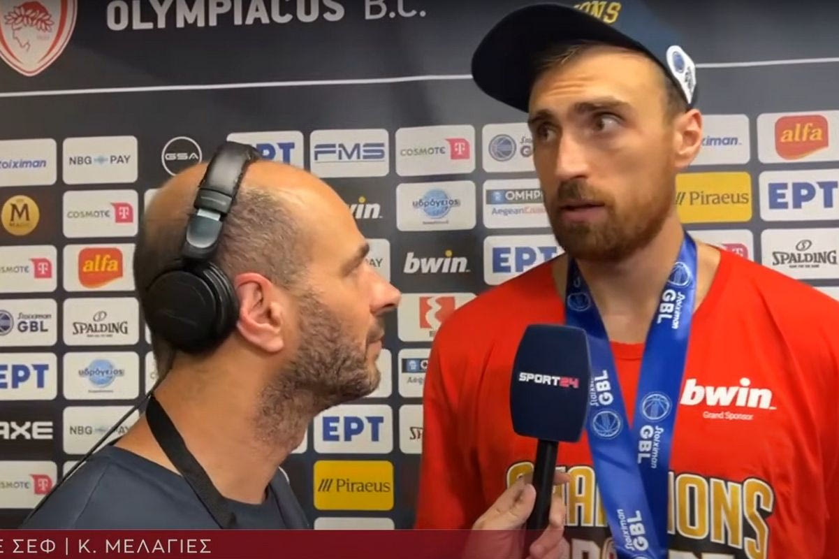 Ο Μιλουτίνοβ στο SPORT24 για το μέλλον του στον Ολυμπιακό: "Θα το δείτε ...