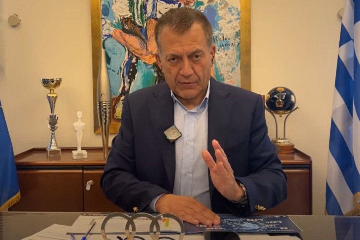 Ο Γιάννης Βρούτσης στο SPORT24: "Το πρωτάθλημα τελειώνει αύριο στις 3 ...