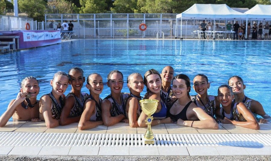 Ο ΣΚ Ροή πρωταθλητής στο Πανελλήνιο Καλλιτεχνικής Κολύμβησης Κορασίδων ...