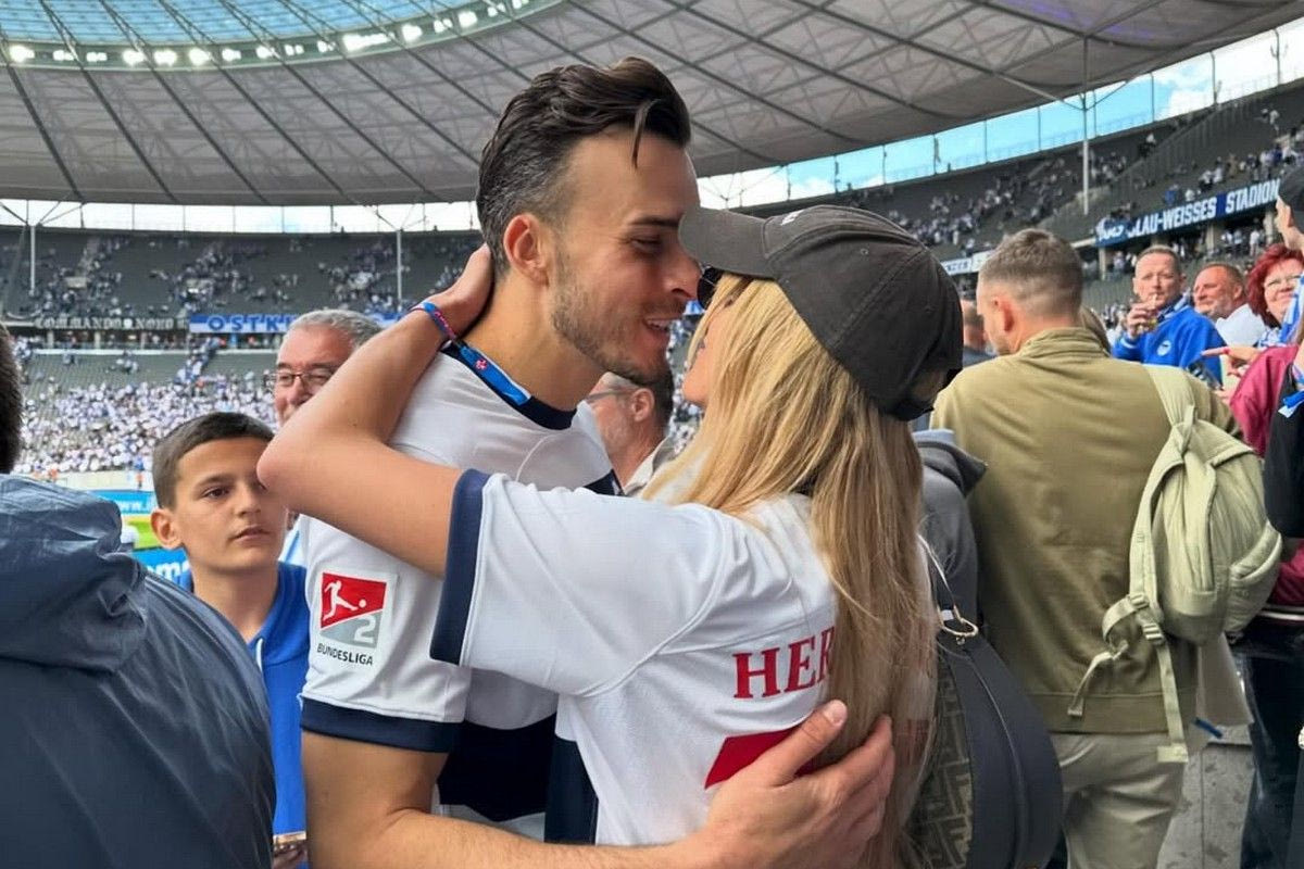 Η Σαμπρίνα καταγράφει τη νέα αρχή του Χάρις Ταμπάκοβιτς