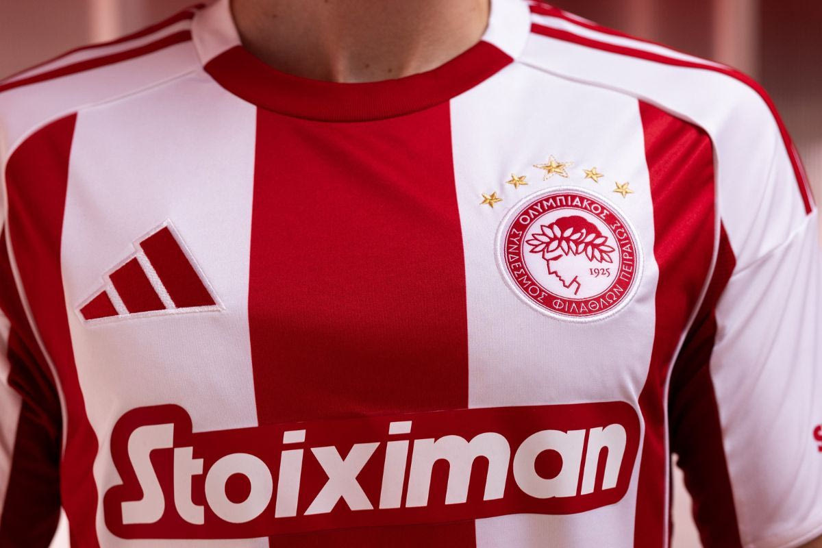Η adidas και ο Ολυμπιακός παρουσιάζουν τη πρώτη φανέλα της νέας ...