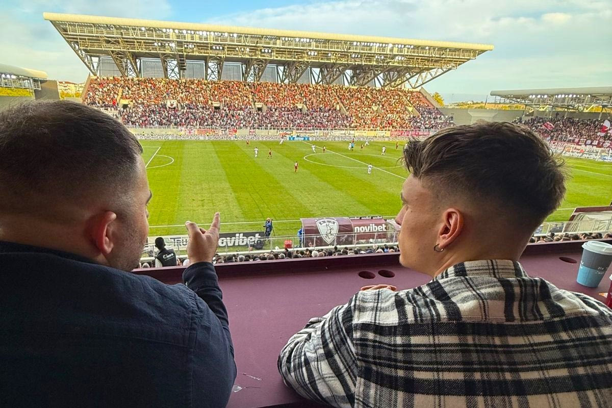 Ρεπόρτερ για μία ημέρα στο AEL Novibet – Ολυμπιακός: Το ταξίδι, το ματς ...
