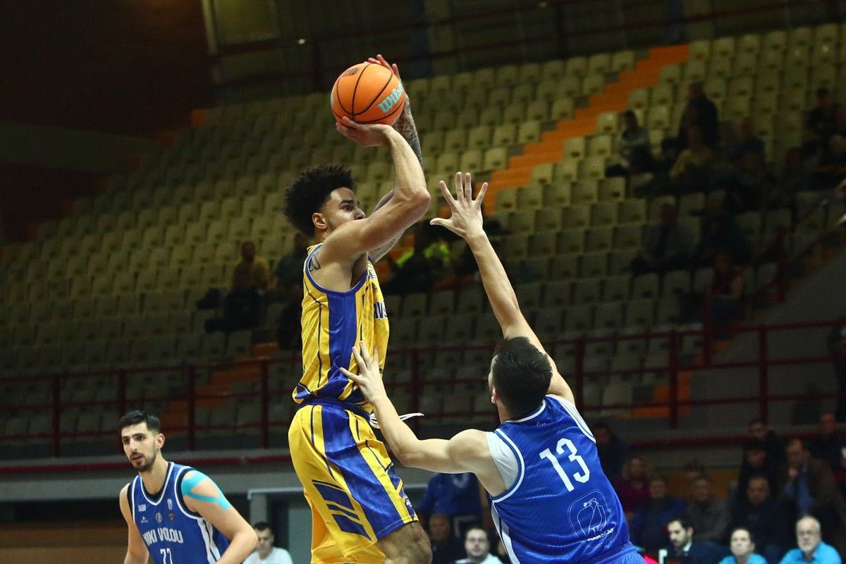 Λαύριο - Νίκη Βόλου 82-69: Η σπουδαία εμφάνιση του Άντερσον έκρινε το ...