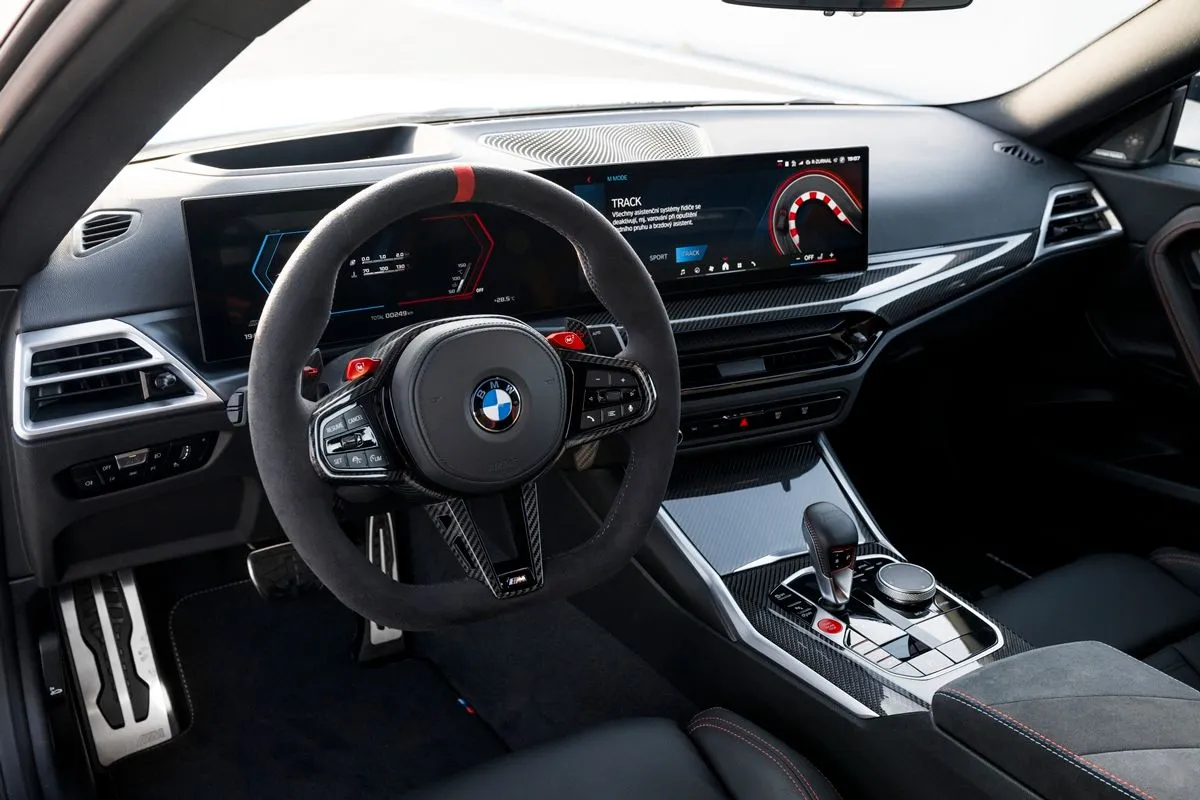 Ένα ακόμα επετειακό αυτοκίνητο από τη BMW- Αυτή είναι μια μοναδική BMW ...